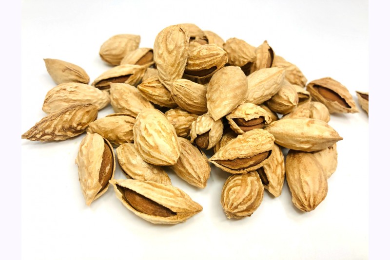 Žāvēti augļi, rieksti, sēklas